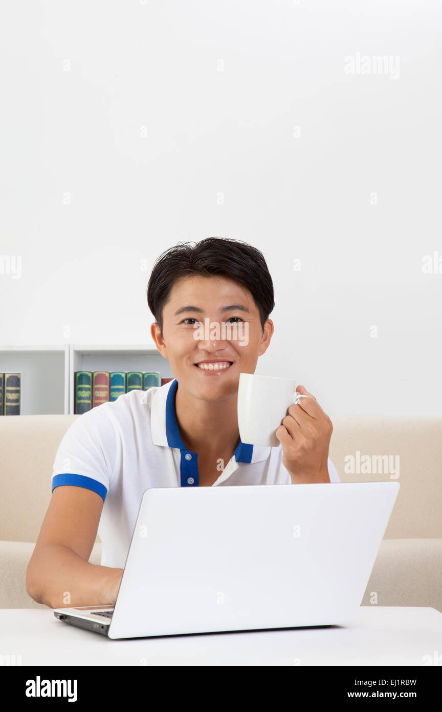 Using a cup hi-res stock photography and images - Alamy