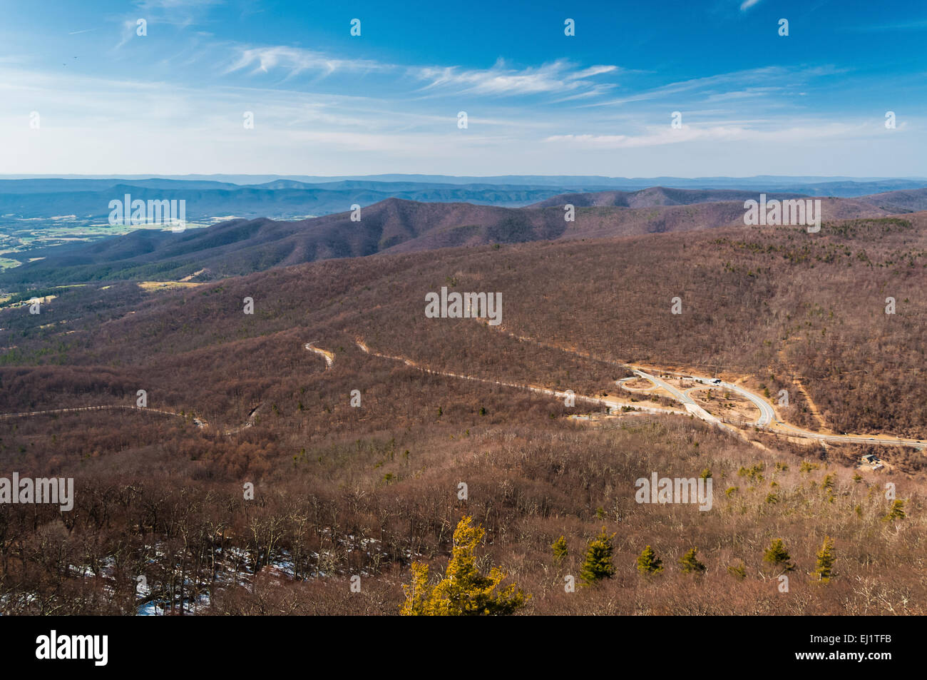 Winter view of the Shenandoah Valley and Appalachian Mountains from ...