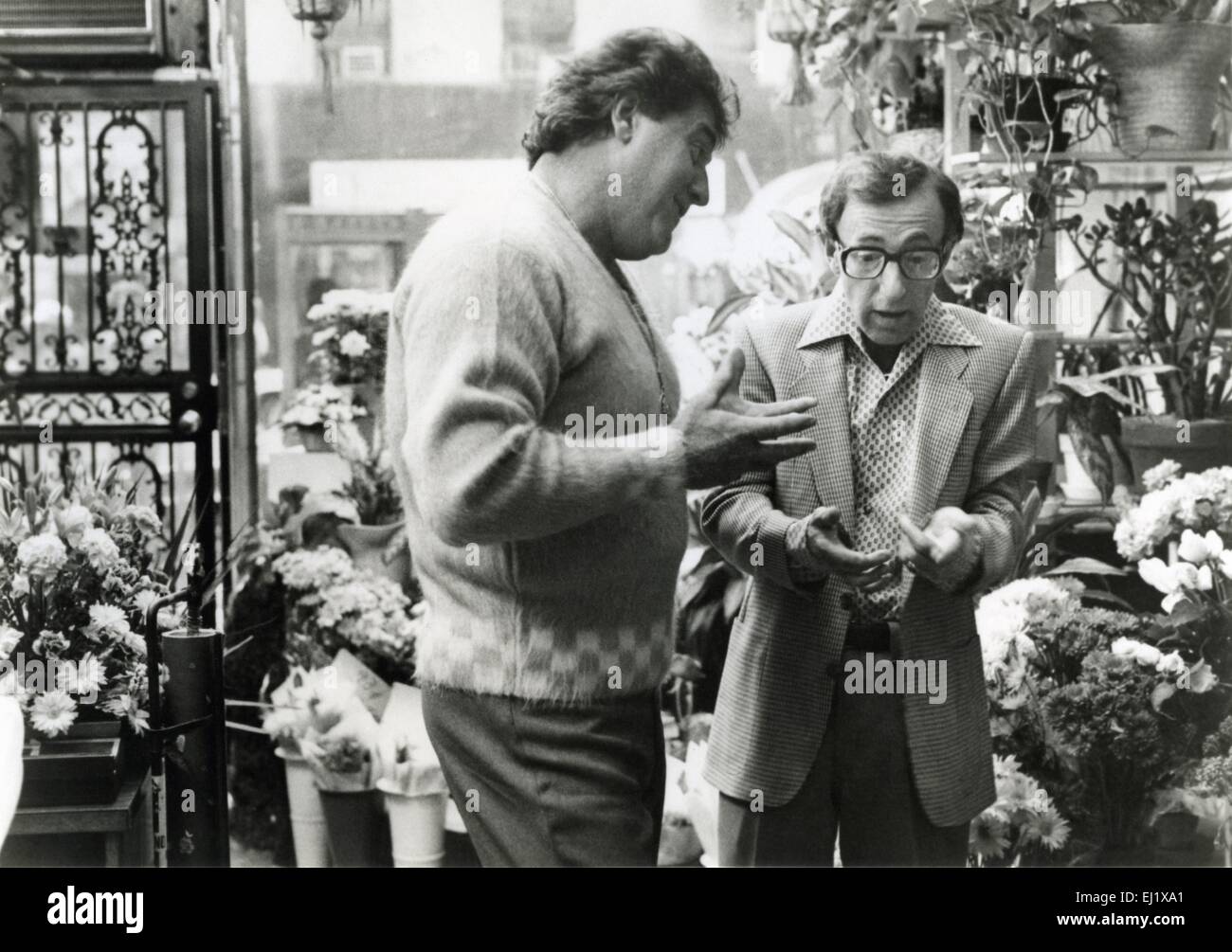 Broadway Danny Rose Year : 1984 USA Director : Woody Allen Nick Apollo ...