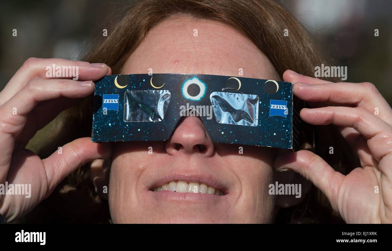 Jena, Germany. 20th Mar, 2015. A woman wears a pair of special ...