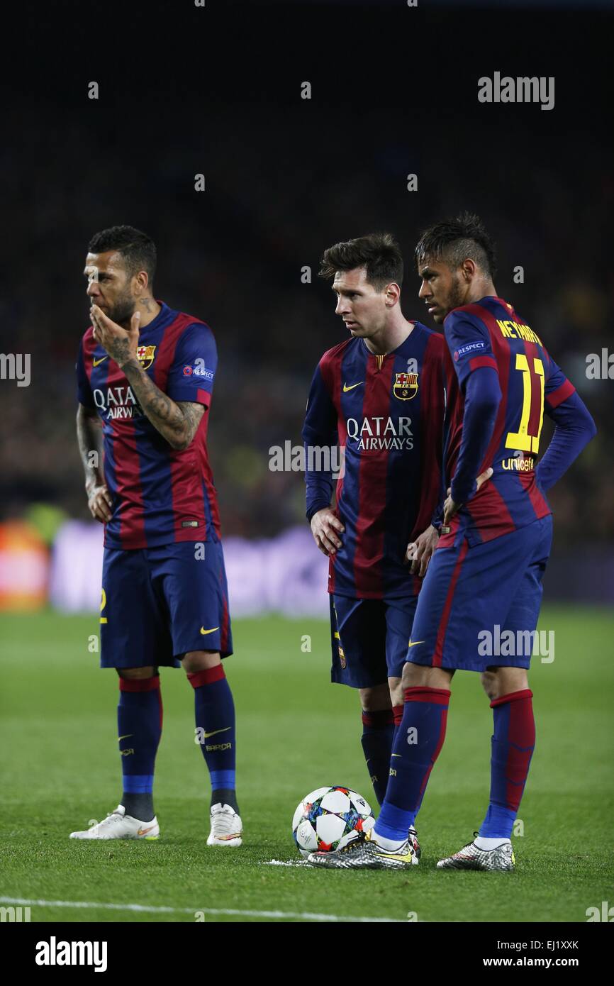 Barcelona, Spain. 18th Mar, 2015. (L to R) Daniel Alves, Lionel Messi ...