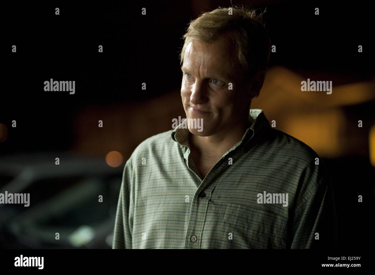 True Detective TV Series 2014 USA 2014 Season 1, episode 6 : Haunted Houses Created by : Nic ...