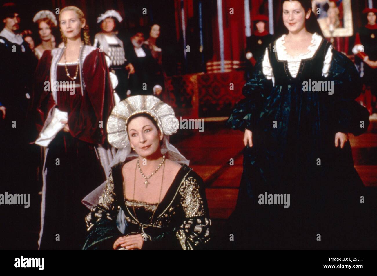 Ever After - A Cinderella Story Year : 1998 USA Director : Andy Tennant ...