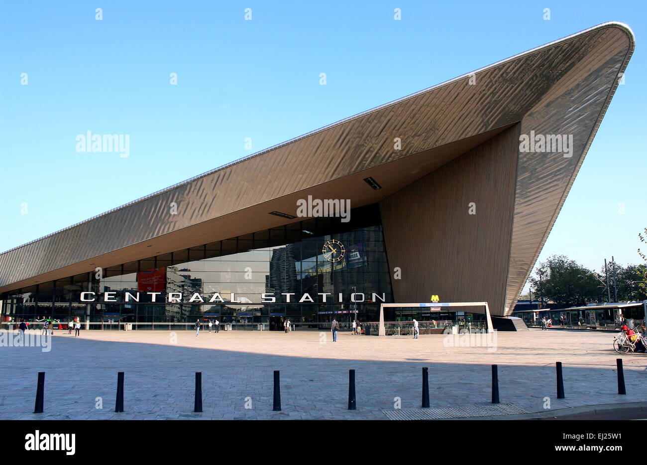 Rotterdam Centraal railway station, Rotterdam, The Netherlands Stock ...