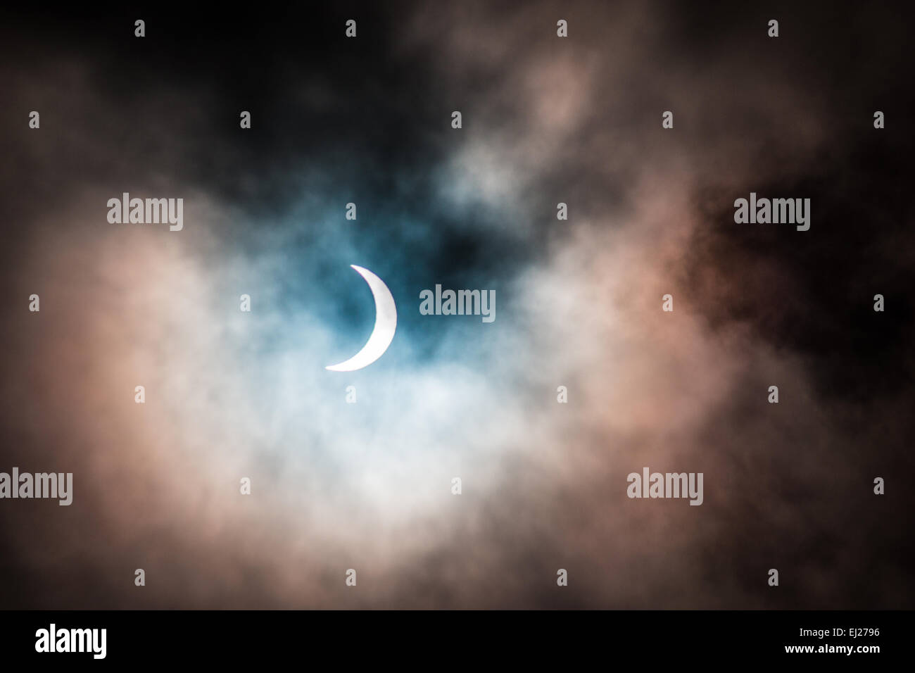 Dim eclipse hi-res stock photography and images - Alamy