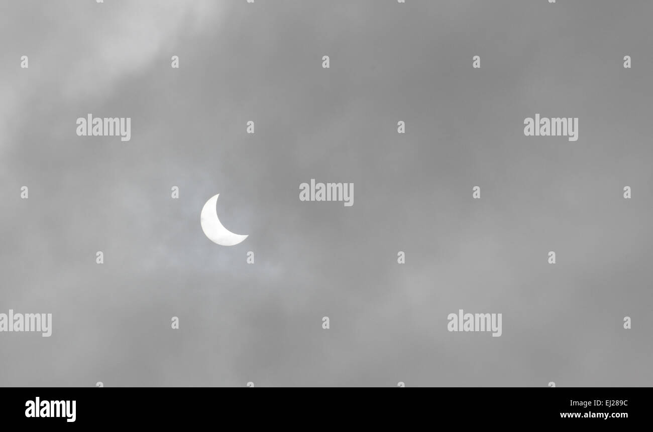 Eclipse overcast hi-res stock photography and images - Alamy