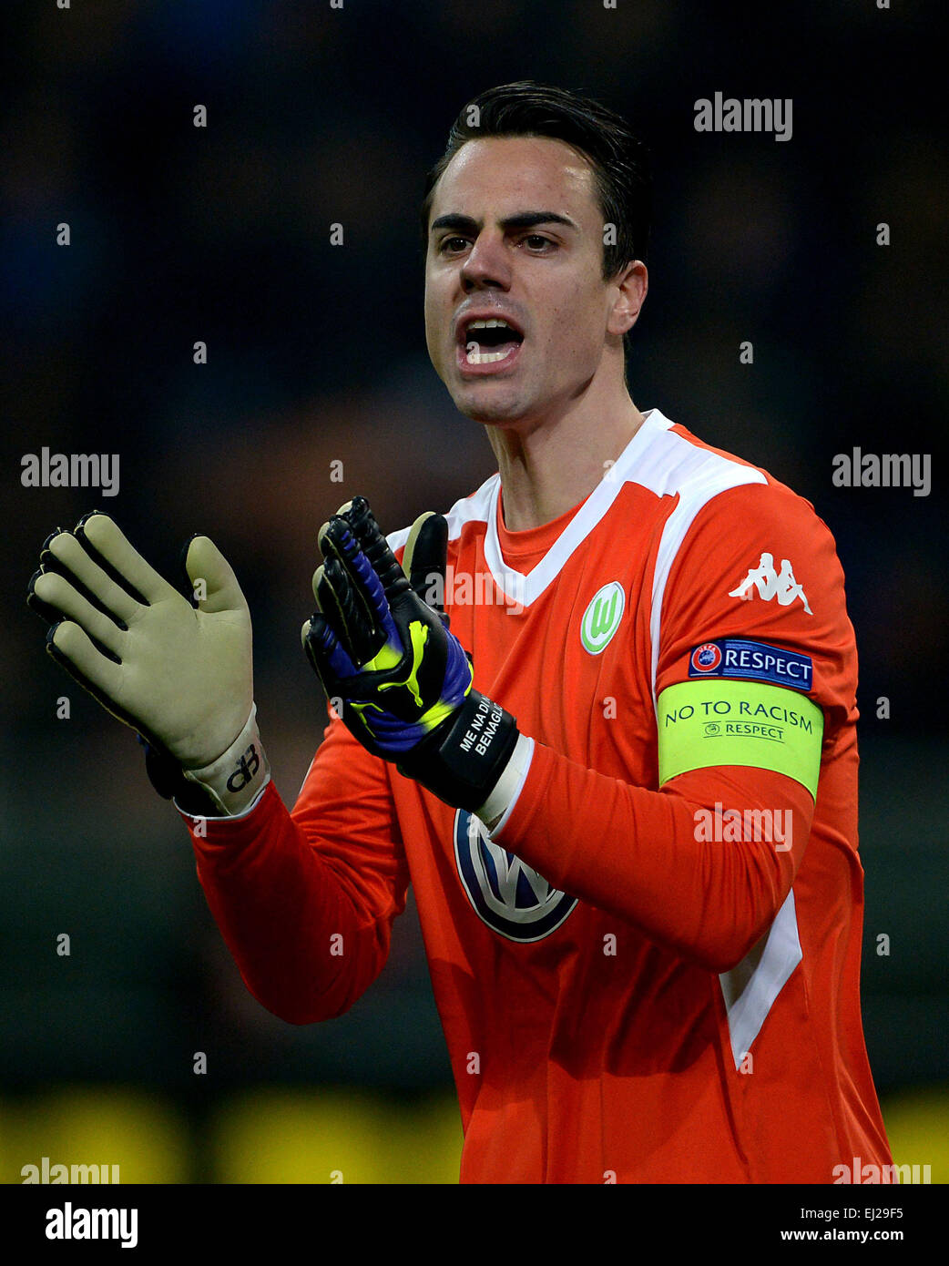 Milan, Italy. 19th Mar, 2015. Wolfsburg's goalkeeper Diego Benaglio ...