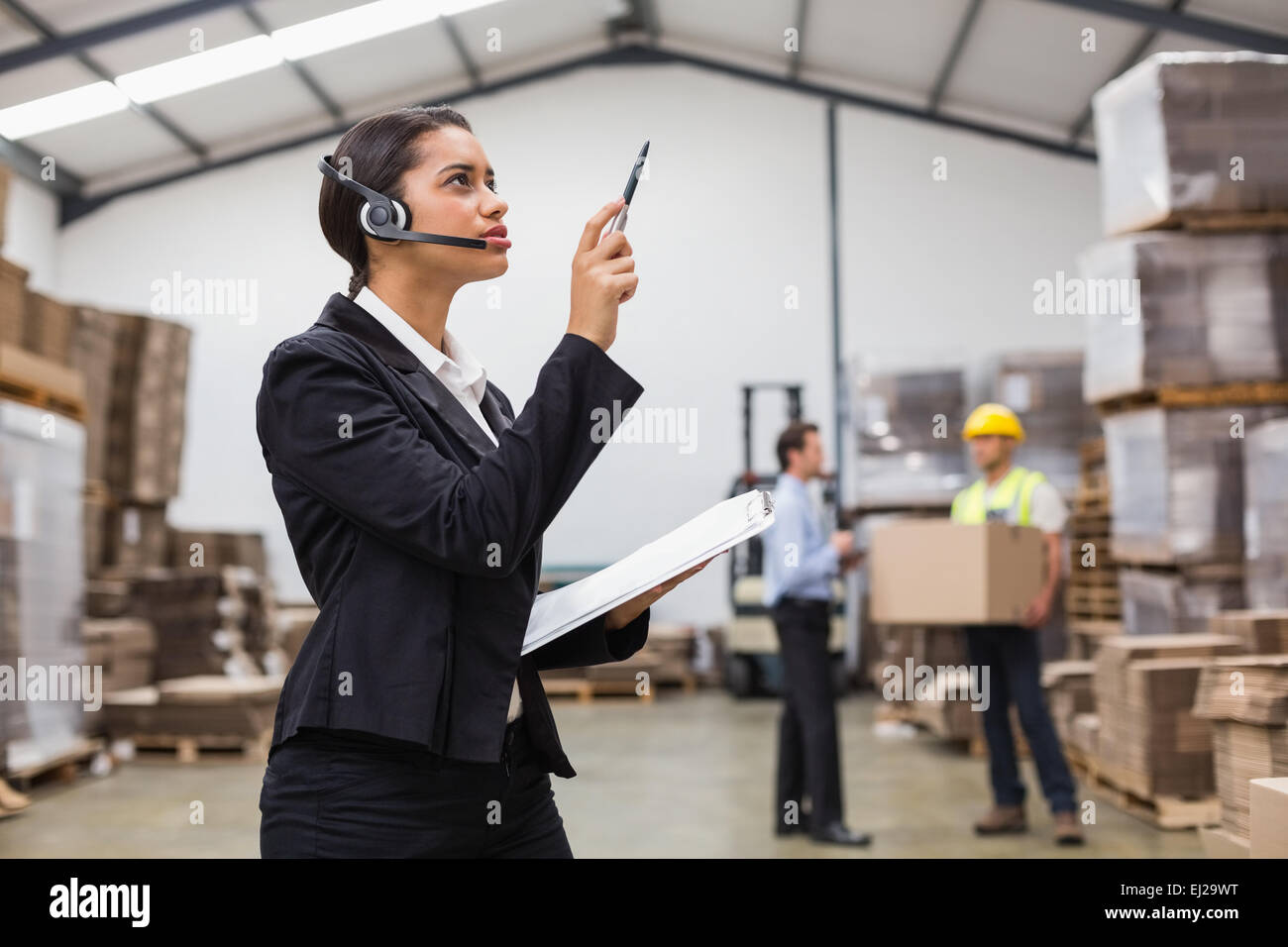Man wearing headset making hi-res stock photography and images - Alamy