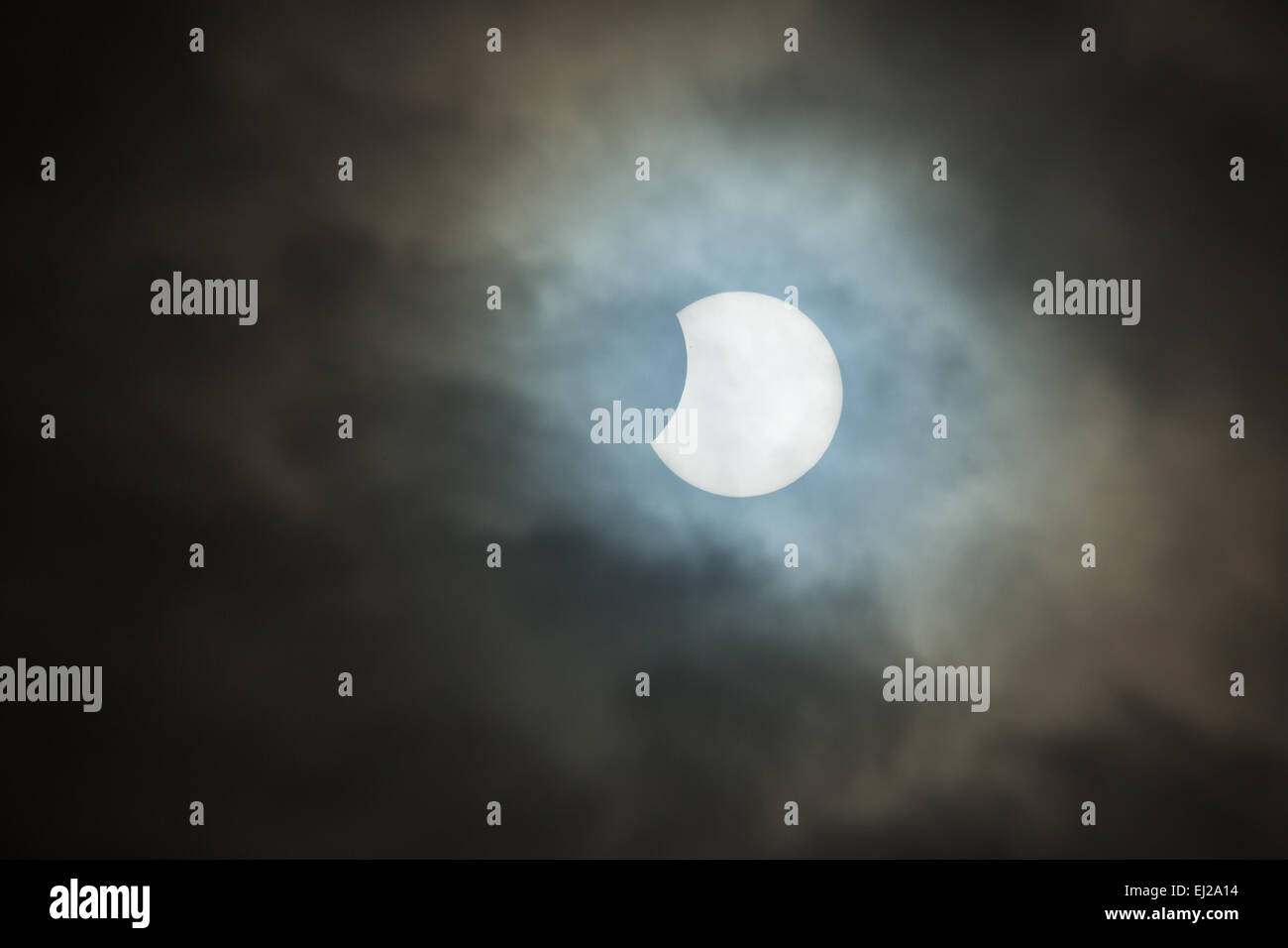 Sheffield, UK, 20th Mar, 2015. Partial solar eclipse seen from ...