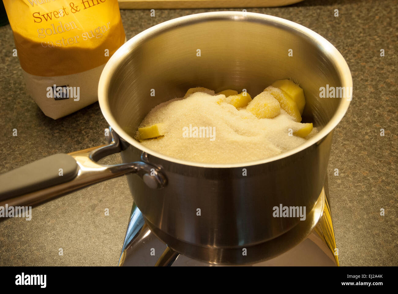 Stem ginger in syrup Stock Photo - Alamy