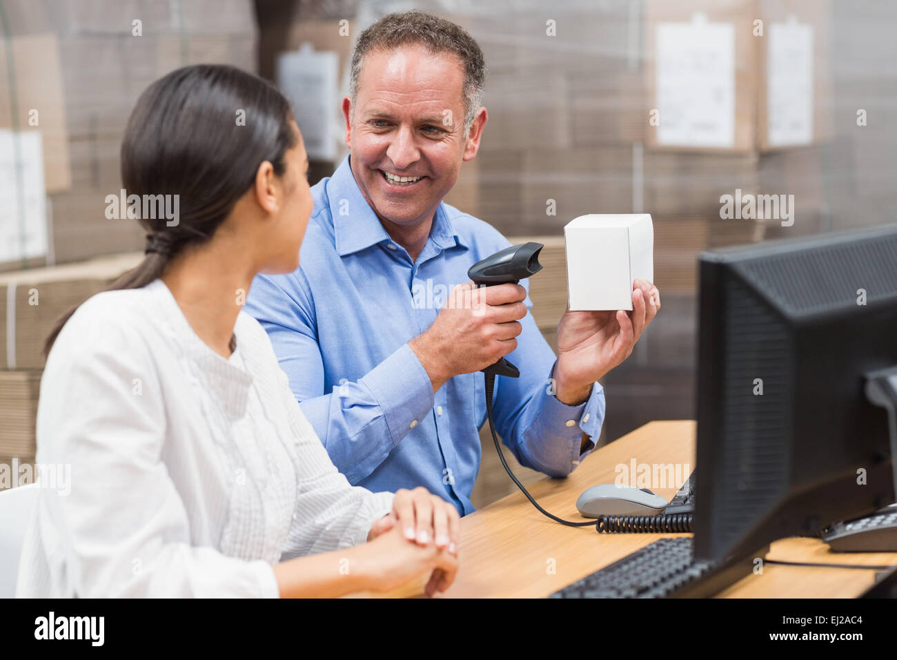 Manager typing hi-res stock photography and images - Alamy