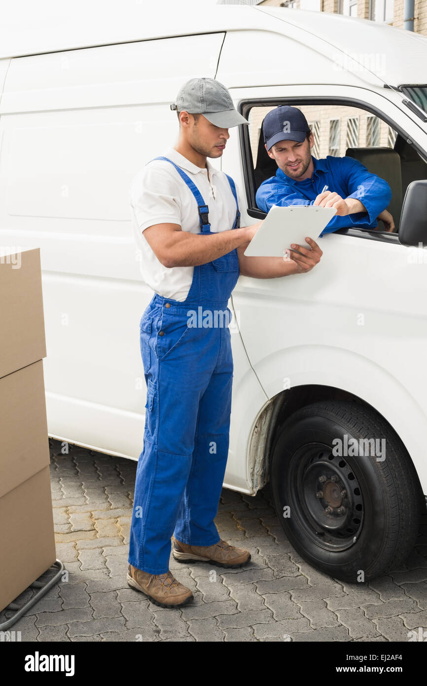 Delivery to the customer hi-res stock photography and images - Alamy