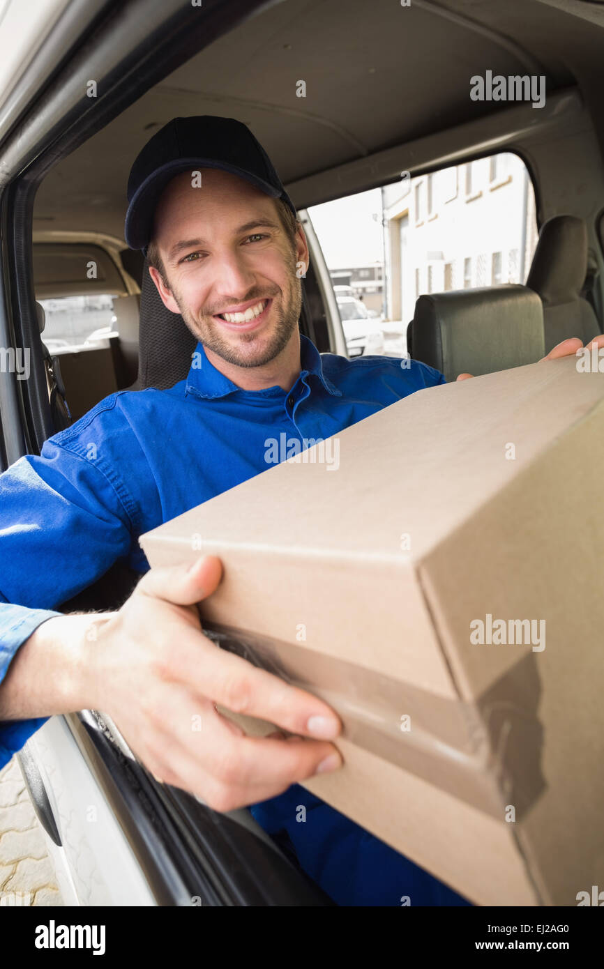 Parcel van hi-res stock photography and images - Alamy