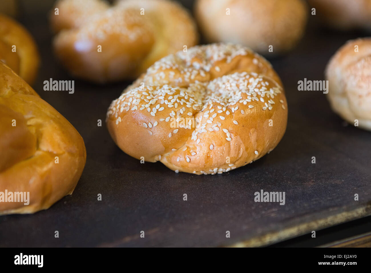 Fresh delicious bread hi-res stock photography and images - Alamy