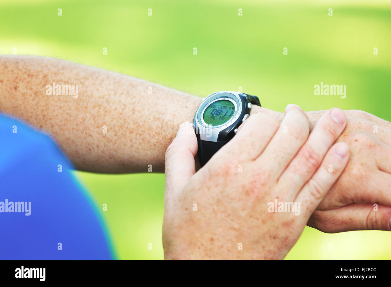 Heart rate monitor hi-res stock photography and images - Alamy