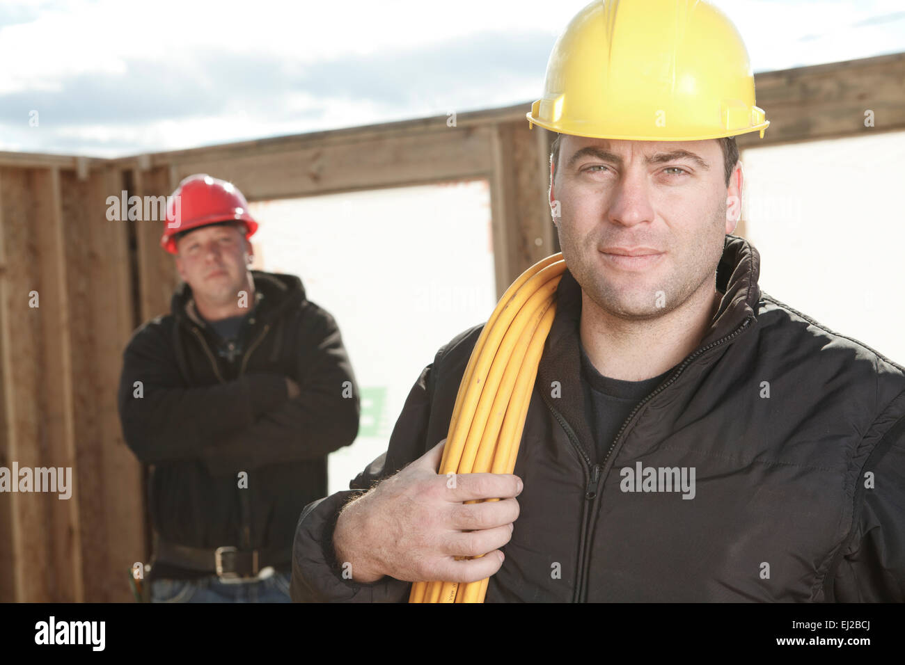 construction men working outside Stock Photo - Alamy