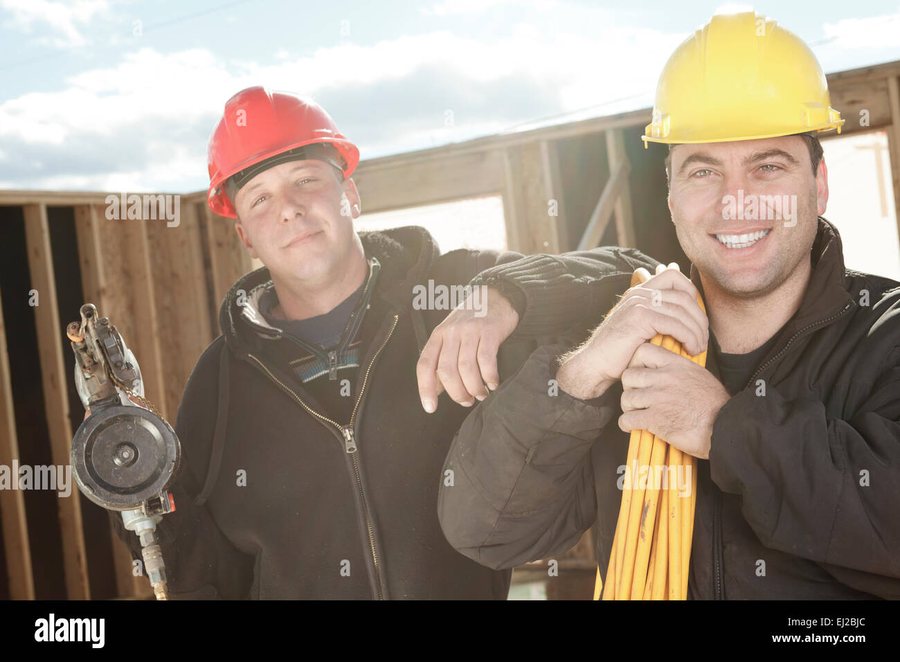 While the men working outside hi-res stock photography and images - Alamy