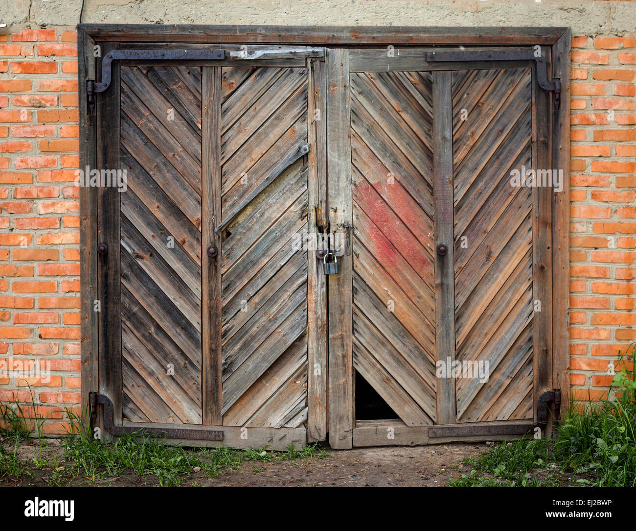 Classic wooden farm gate hi-res stock photography and images - Alamy