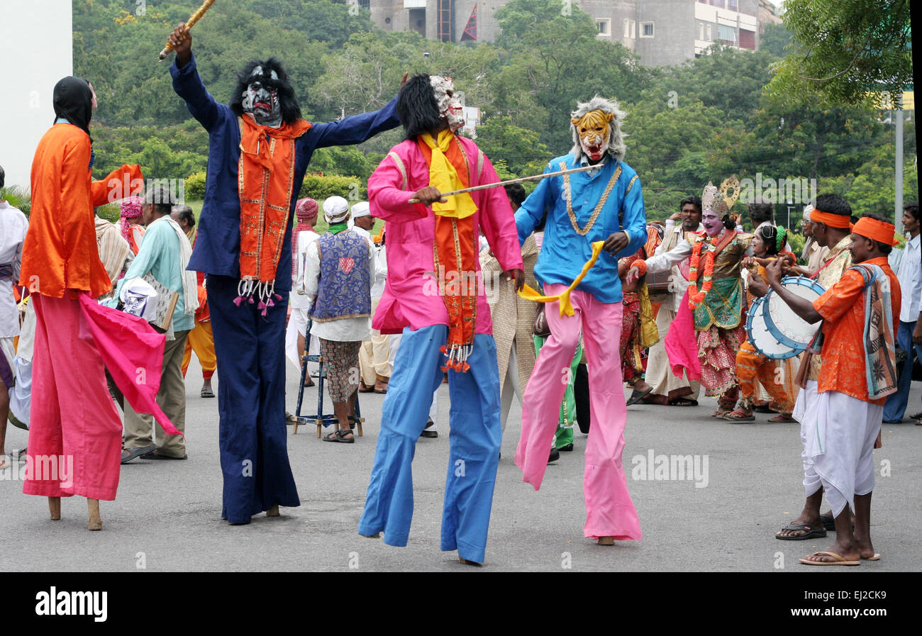 Stilt dance hi-res stock photography and images - Alamy