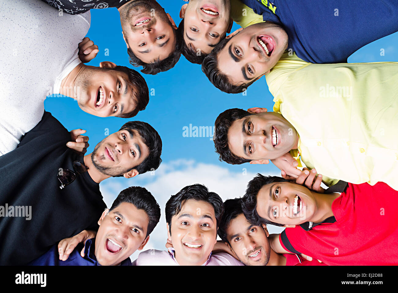 indian College friends Group Crowds enjoy Stock Photo - Alamy