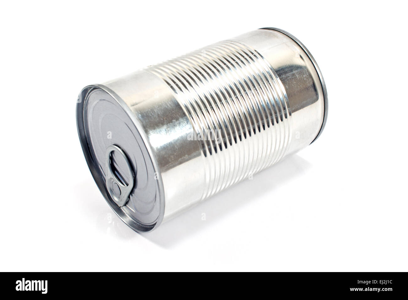 Closed tin can isolated on white Stock Photo - Alamy