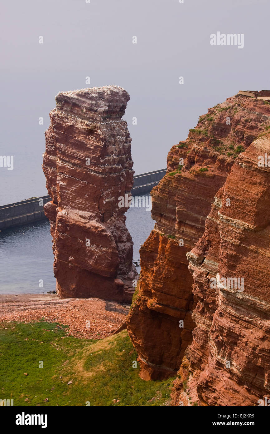 Lange Anna, Helgoland Lange Anna, red sandstone rock formation on the ...