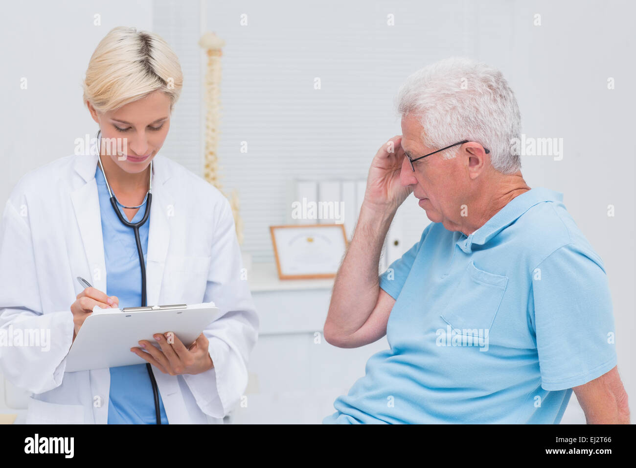 Doctor male patient prescription hi-res stock photography and images ...