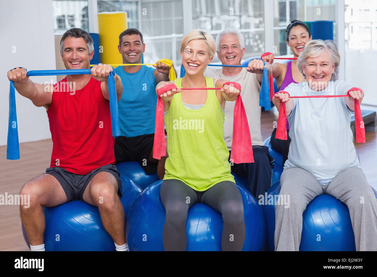 Resistance band class hi-res stock photography and images - Alamy
