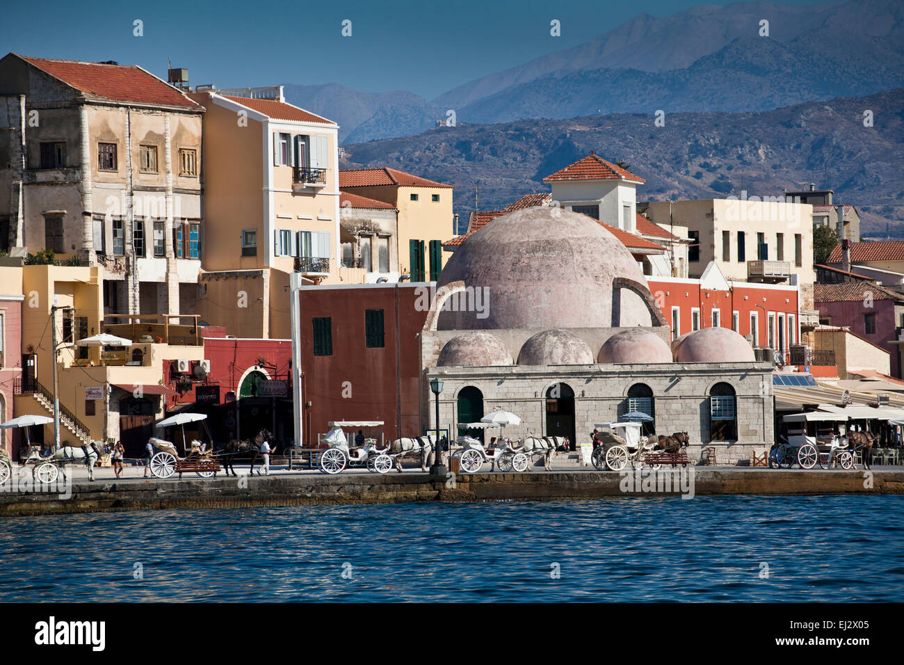 The Yali Mosque in the Chania Harbour in Crete, Greece Stock Photo - Alamy