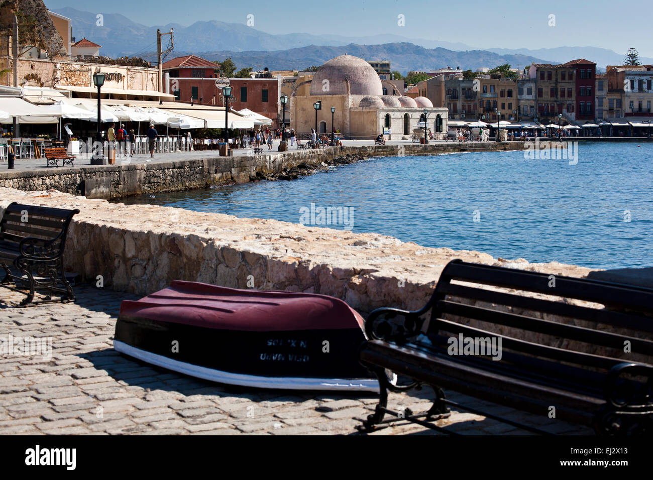 The Yali Mosque in the Chania Harbour in Crete, Greece Stock Photo - Alamy