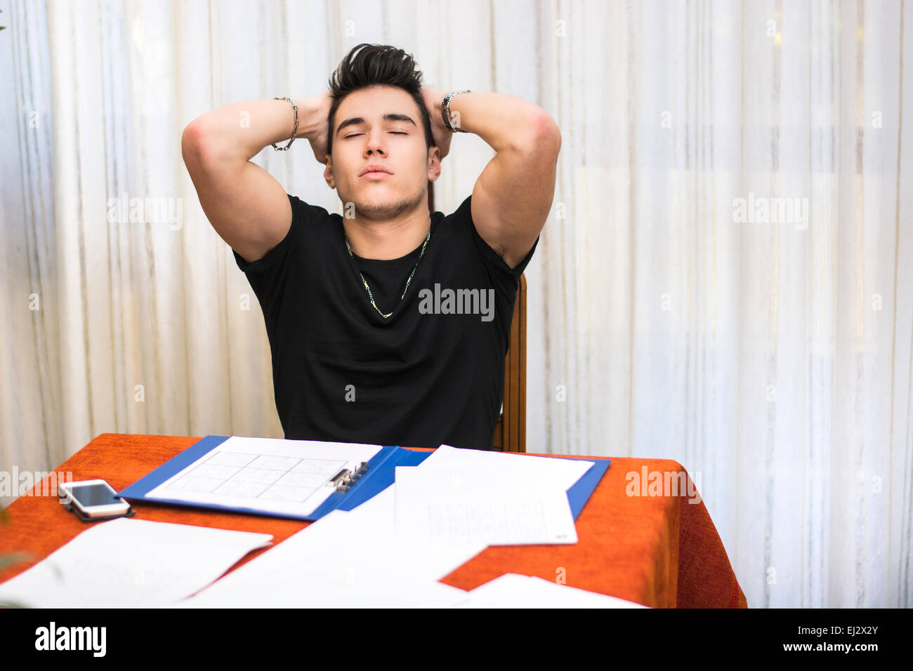 Despondent man hi-res stock photography and images - Alamy
