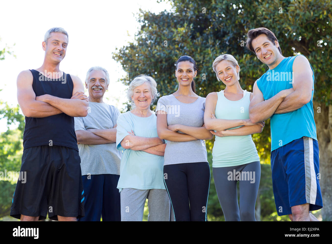 Group smiling hi-res stock photography and images - Alamy