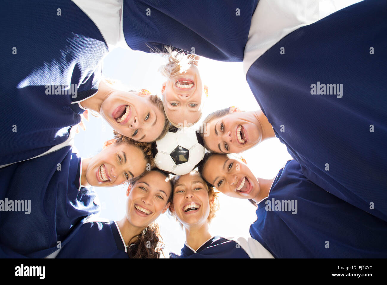 Female football players hi-res stock photography and images - Alamy