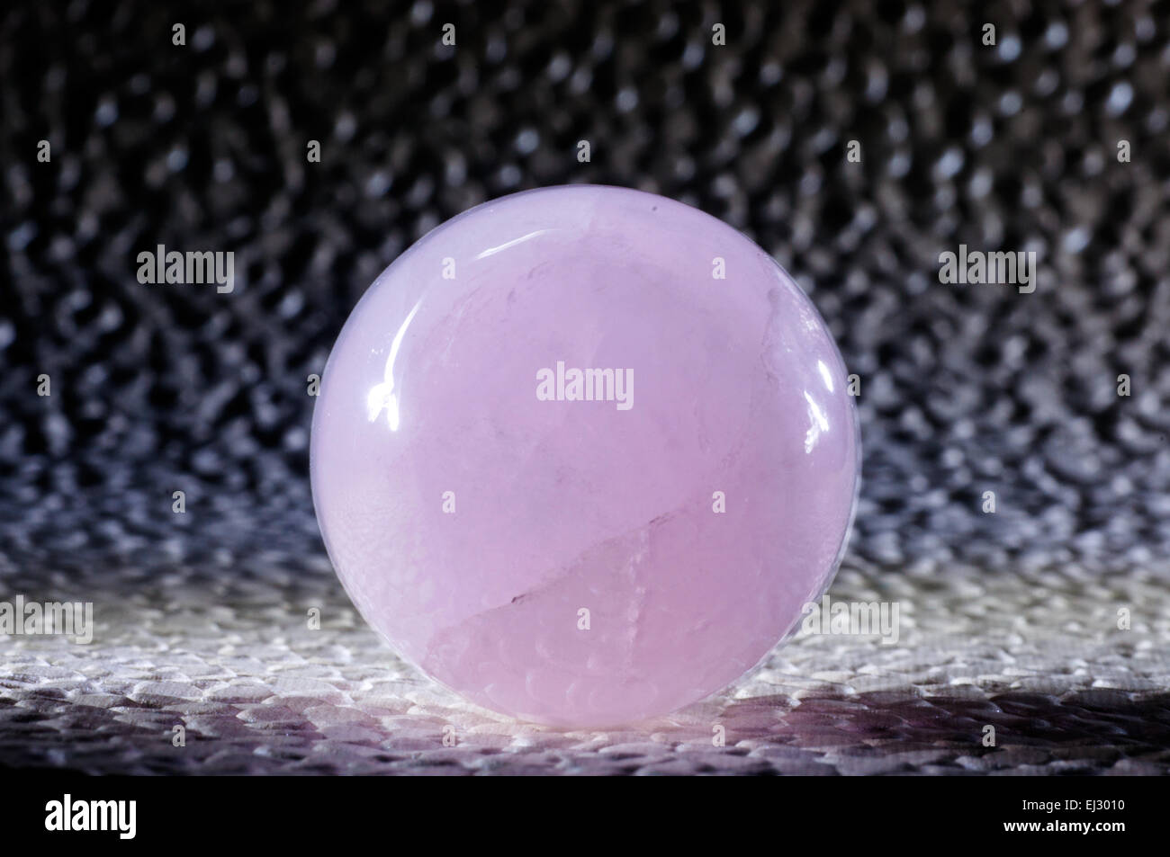 Pink minerals hi-res stock photography and images - Alamy