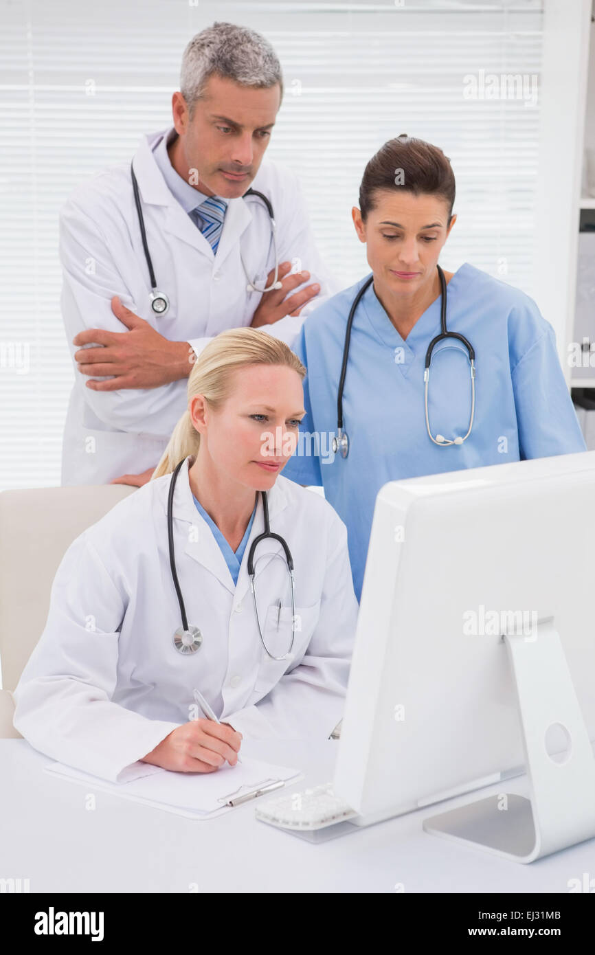 Medical office computer files hi-res stock photography and images - Alamy