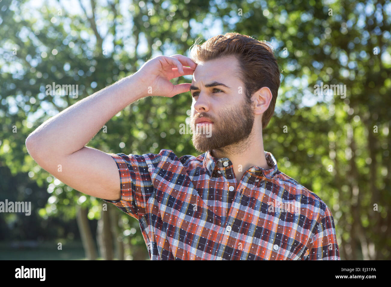 Male looking distance hi-res stock photography and images - Alamy