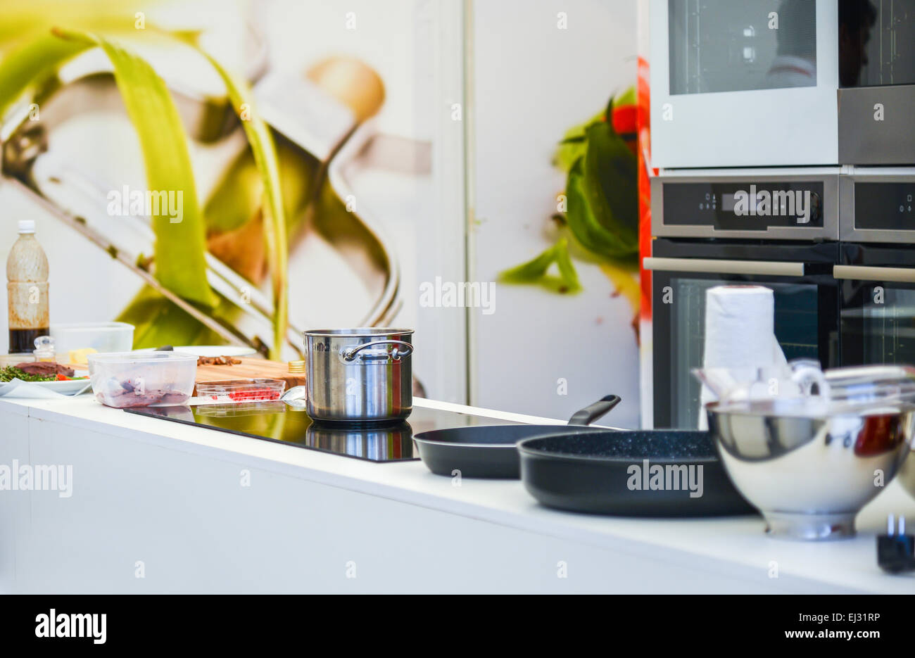 modern kitchen utensils Stock Photo - Alamy
