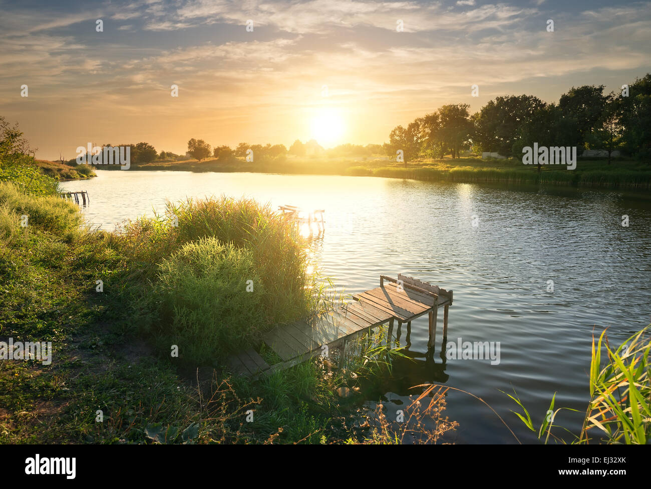 Bridge river fishing hi-res stock photography and images - Alamy