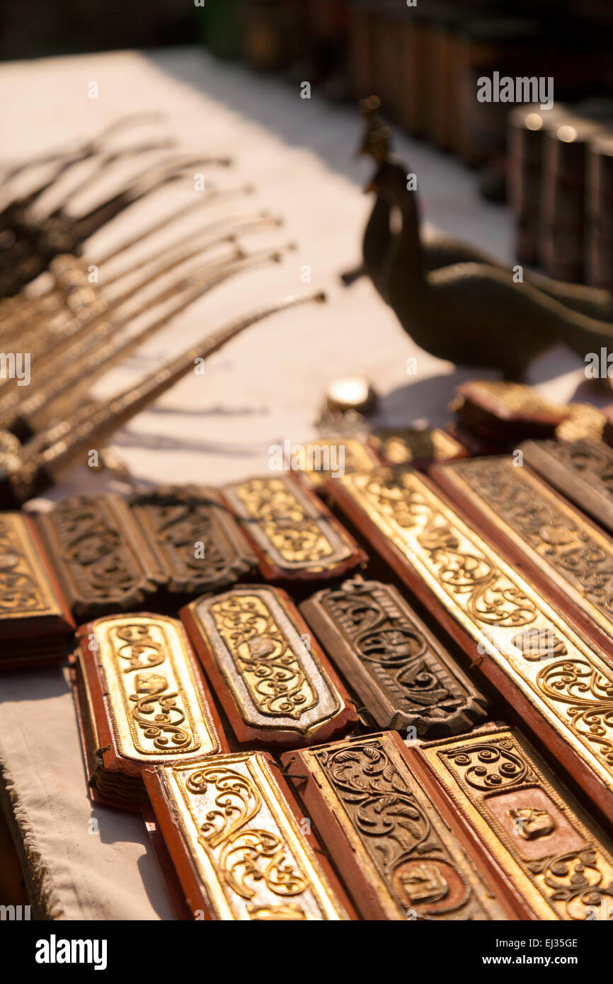 Burmese crafts hi-res stock photography and images - Alamy