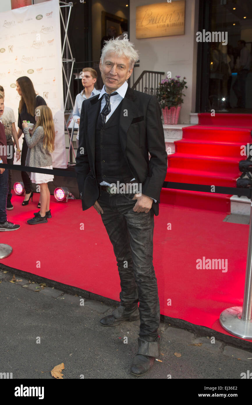 Ted Linow High Resolution Stock Photography and Images - Alamy