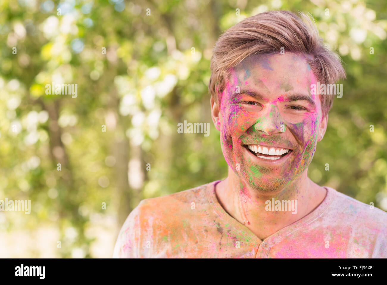 Man covered in powder hi-res stock photography and images - Alamy