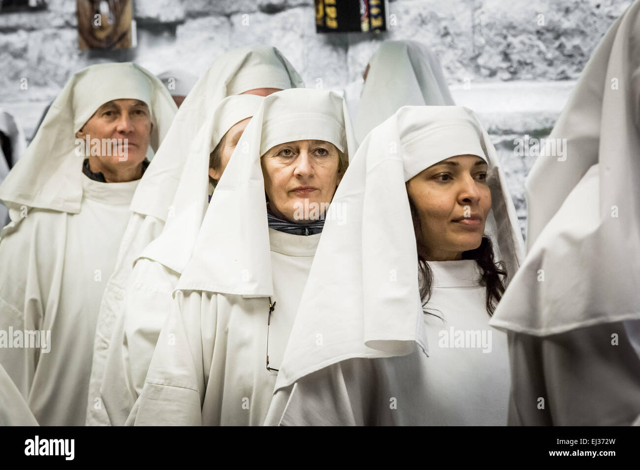 London, UK. 20th March, 2015. British Druid Order prepare for Spring ...