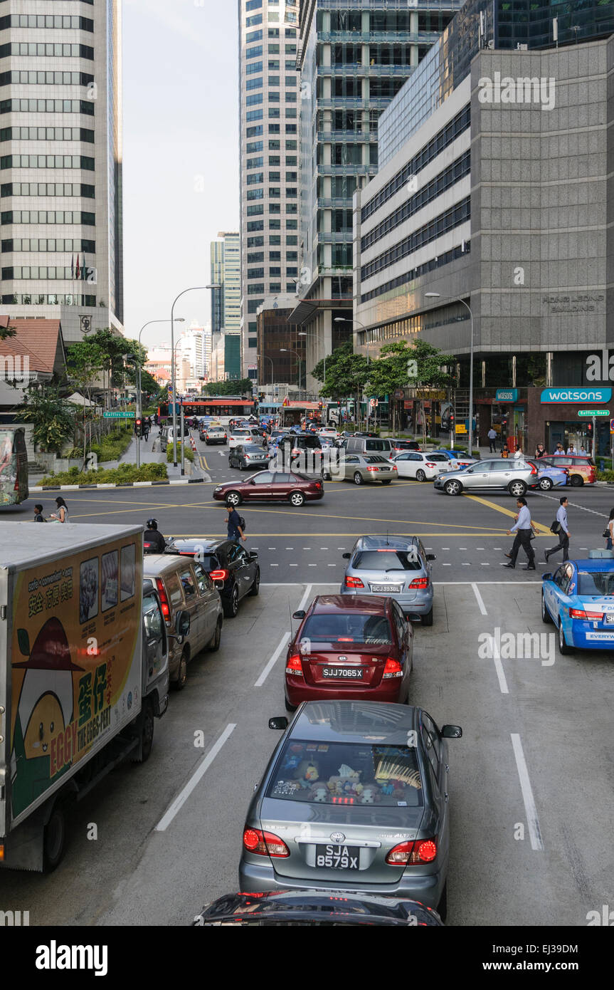 City traffic Singapore Stock Photo - Alamy