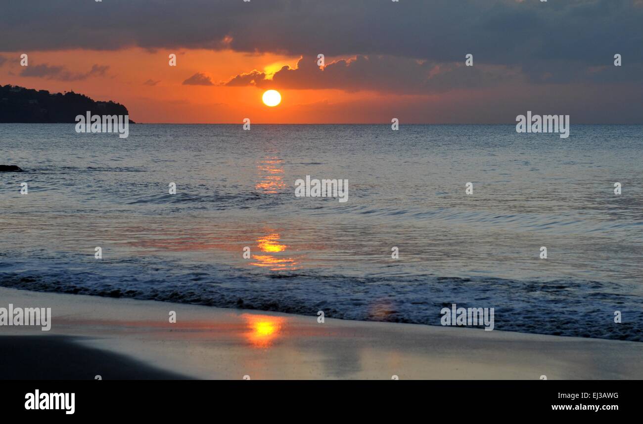Sunset in exotic paradise Stock Photo - Alamy
