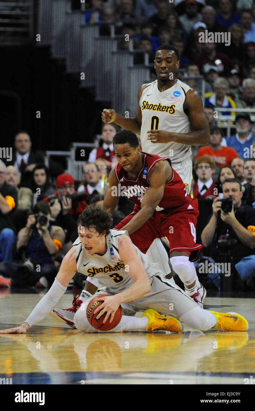 March 20, 2015: Wichita State Shockers guard Evan Wessel (3) recovers a ...