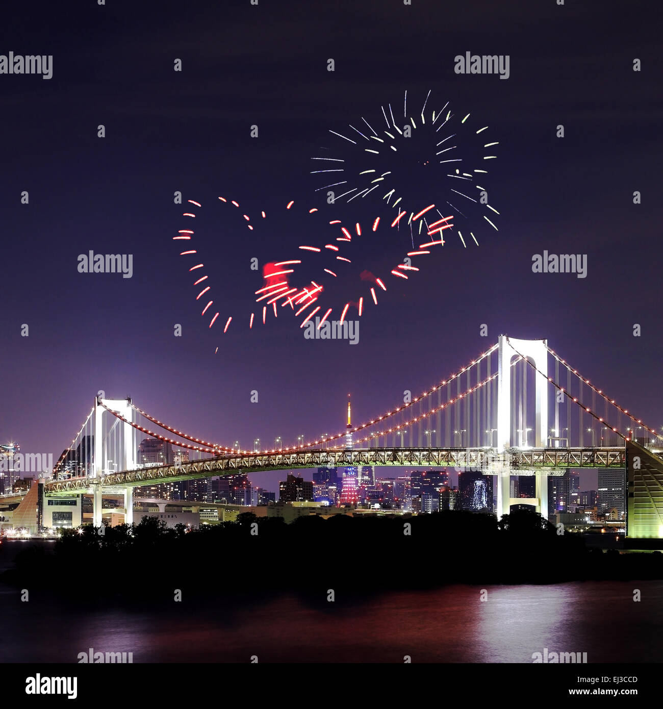 Famous fireworks tokyo hi-res stock photography and images - Alamy