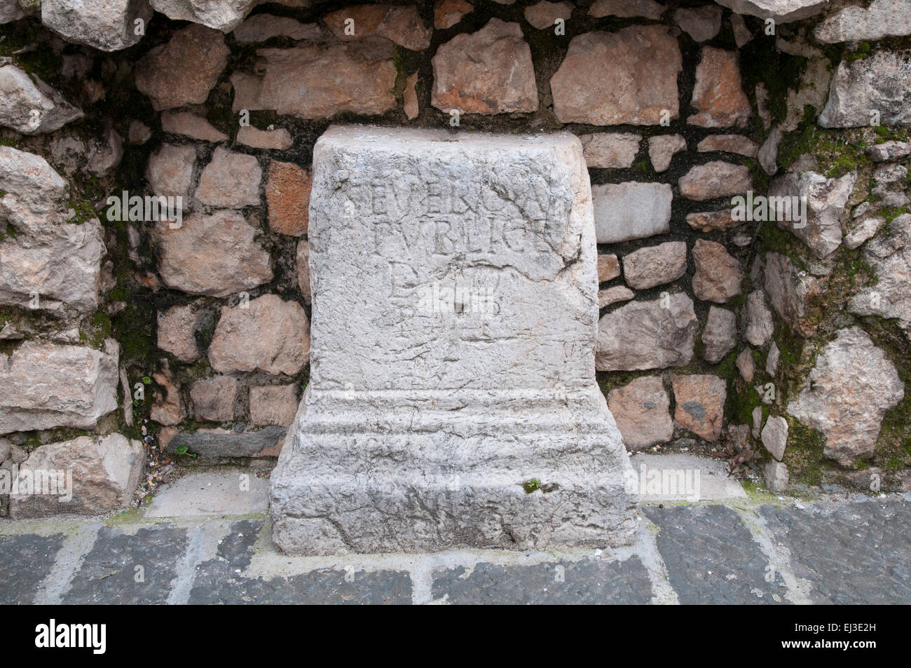 Epigraph hi-res stock photography and images - Alamy