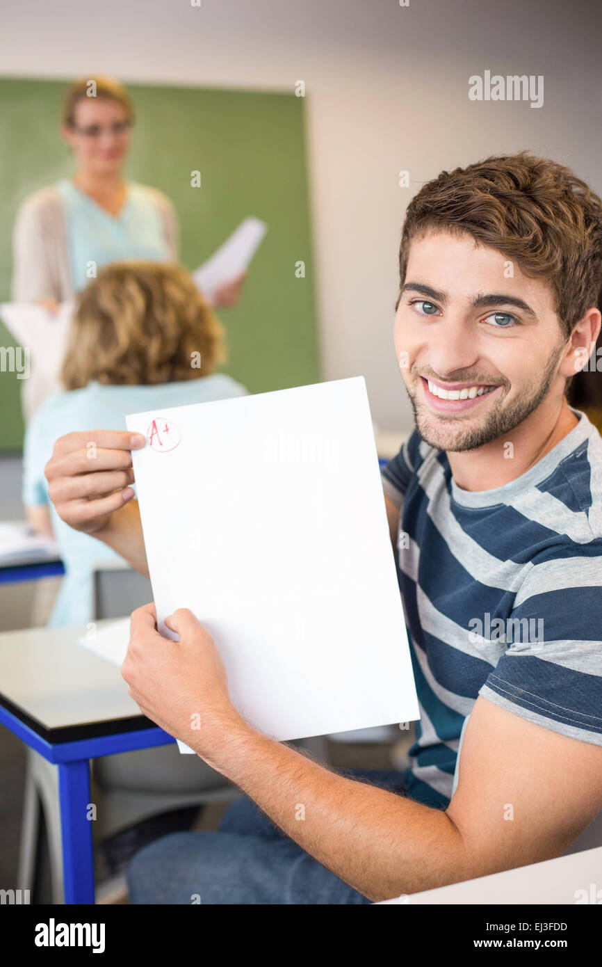 Happy paper student classroom hi-res stock photography and images - Alamy