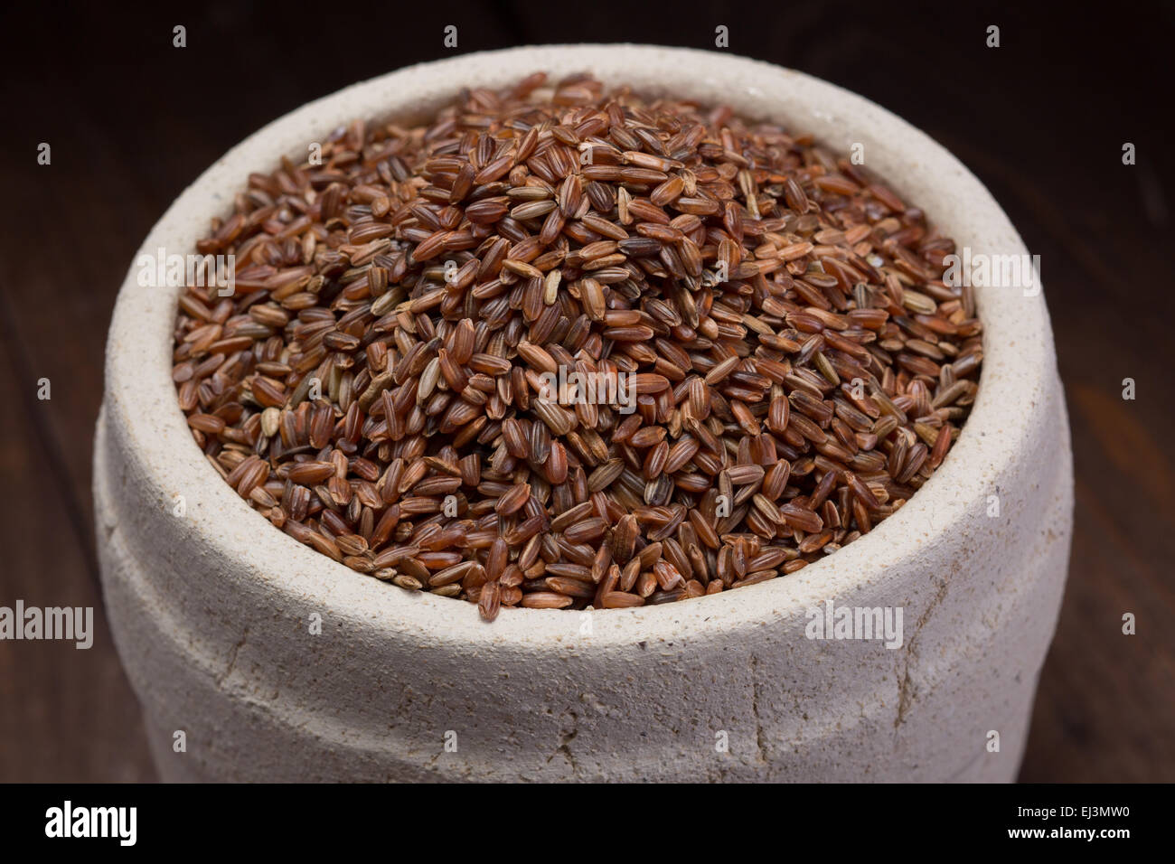 wild red rice in bowl Stock Photo - Alamy