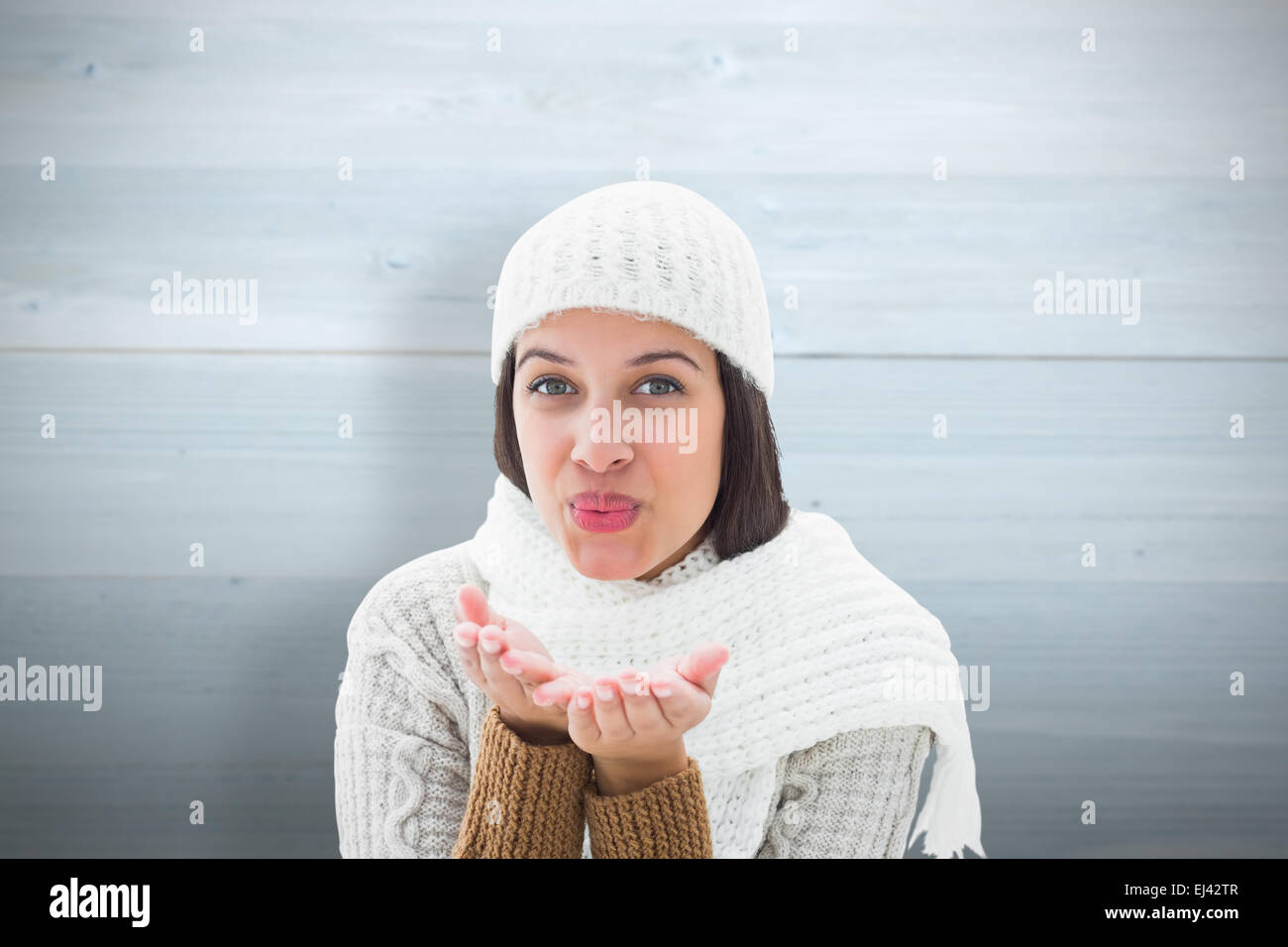 Warm clothing hi-res stock photography and images - Alamy